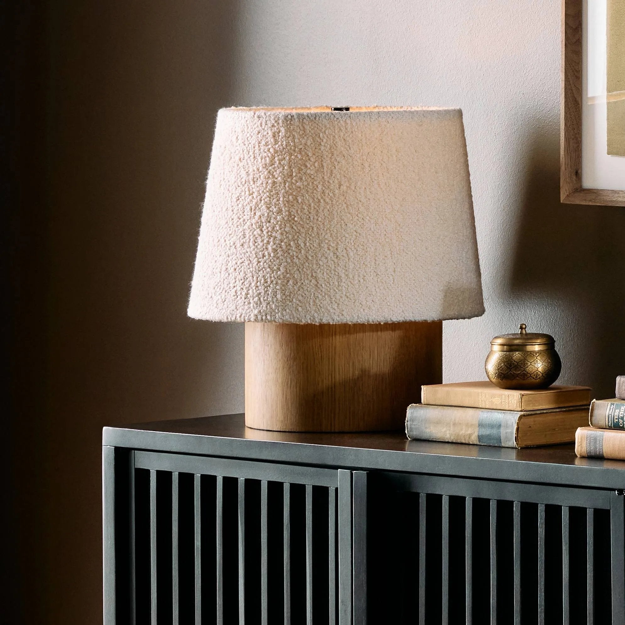 define table lamp